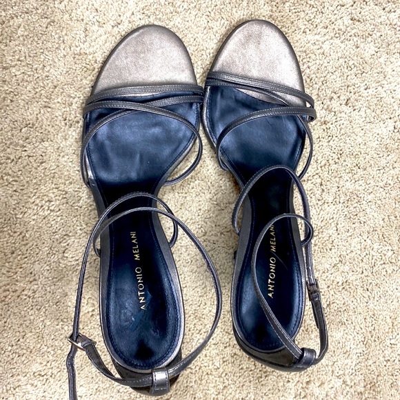 ANTONIO MELANI | Shoes | New Antonio Melani Kicky Metallic Crossover Heeled Sandals Size 9 ...